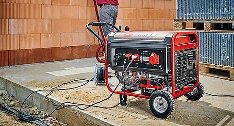 Efficient power generators for garden, camping and construction ...
